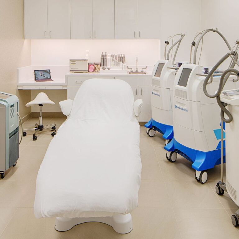 CoolSculpting Houston - Fat Freezing Treatment River Oaks TX